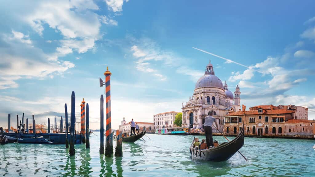 Best Mediterranean Cruise Itineraries & Travel Guide