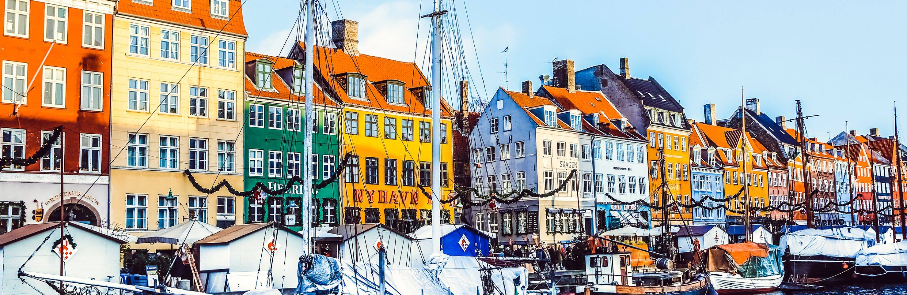 Copenhagen Private Touring - Half Day (Minivan)