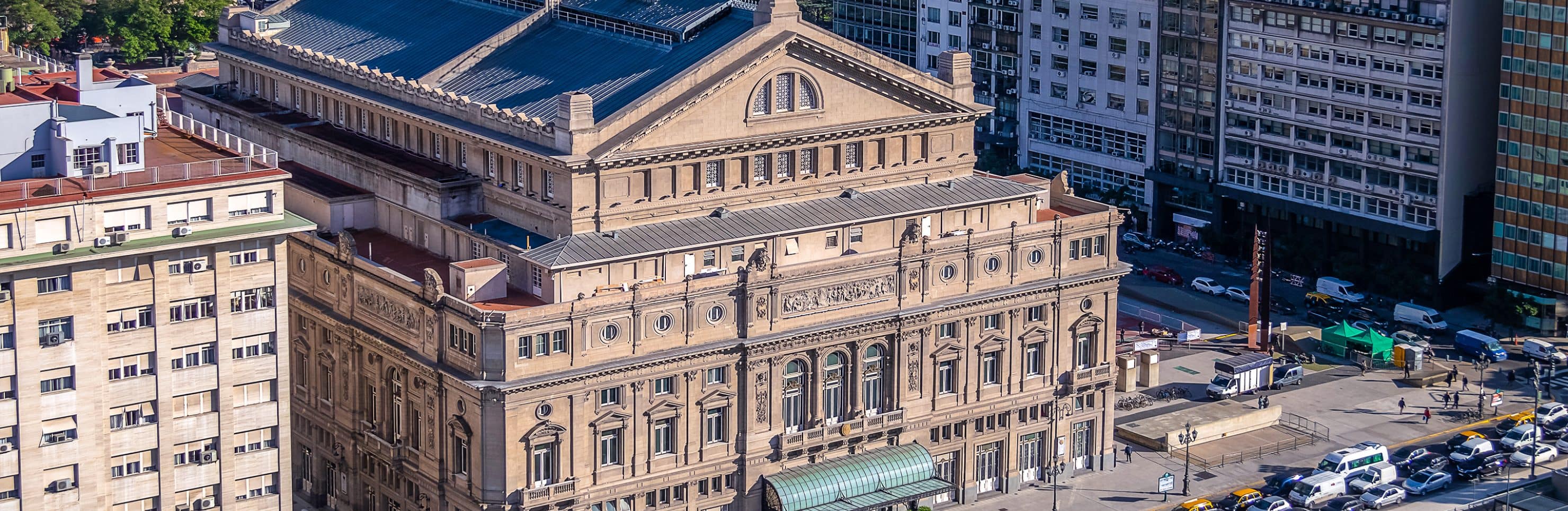 Behind the Scenes at the Colon Theatre