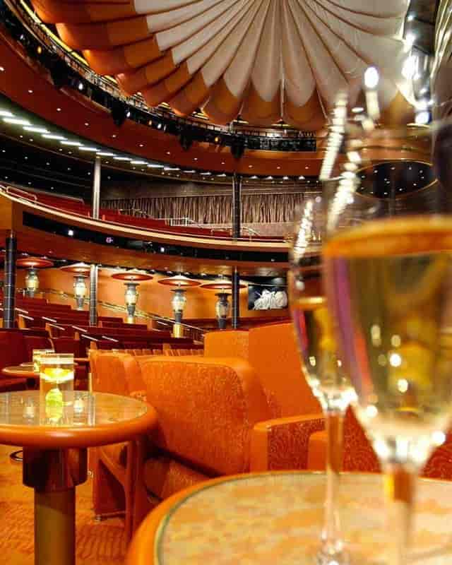 Kreuzfahrtschiff Oosterdam – Vista-Klasse | Holland America Line