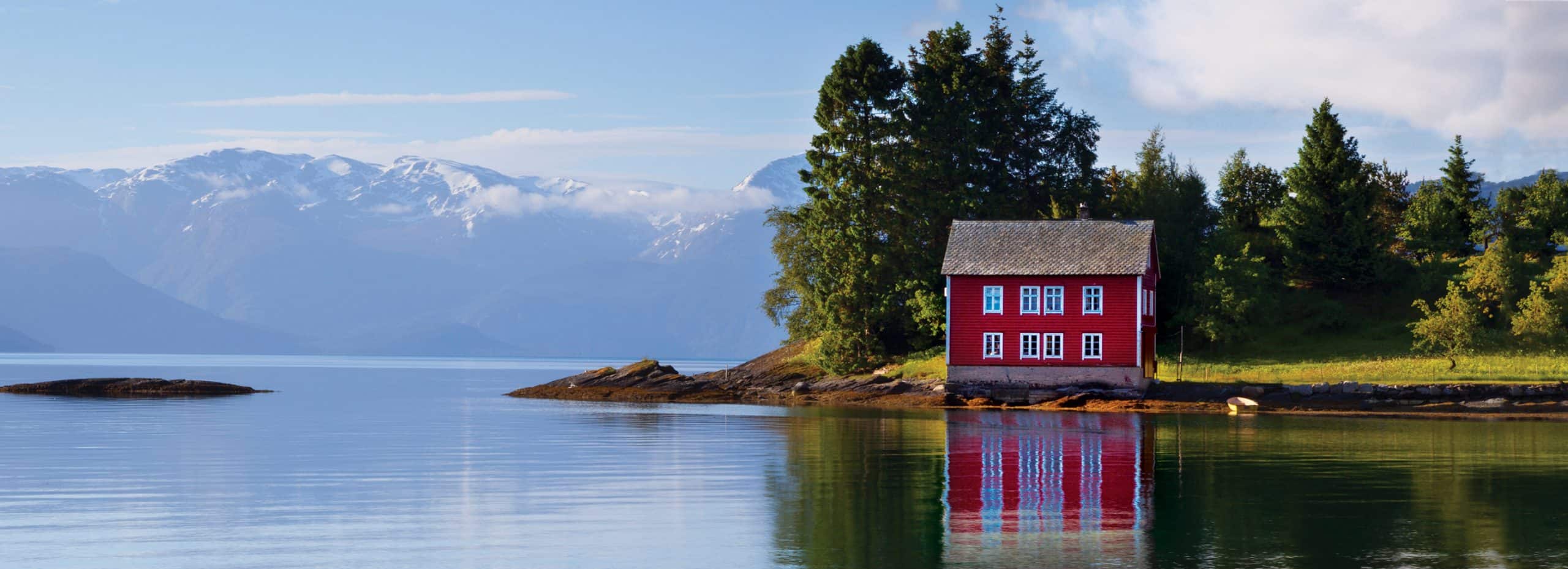 Scenic cruising Hardangerfjord