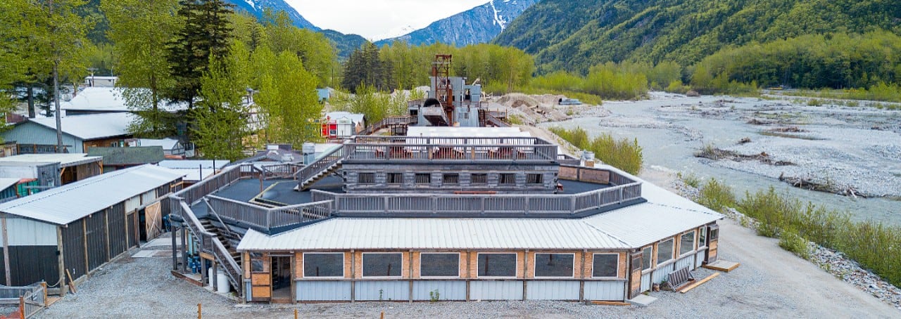 White Pass Rail, Summit, Gold Panning & Barbecue Lunch Cruise Tour