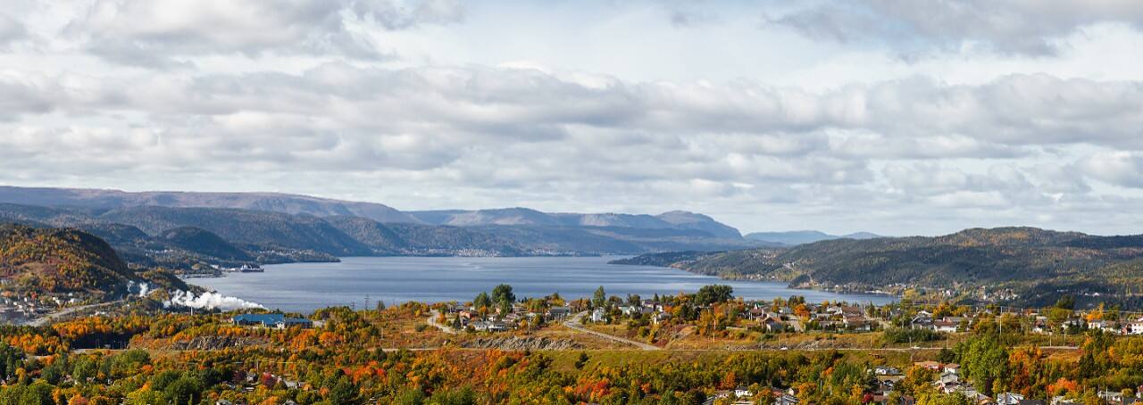 A Hike to Corner Brook Stream Cruise Tour