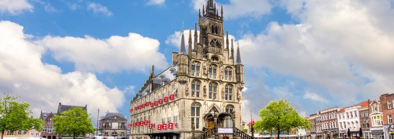 Gouda Highlights & Cheese Farm Cruise Tour