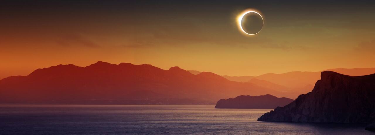 Scenic Cruising: Solar Eclipse Viewing – Iceland’s Skyborne Spectacle