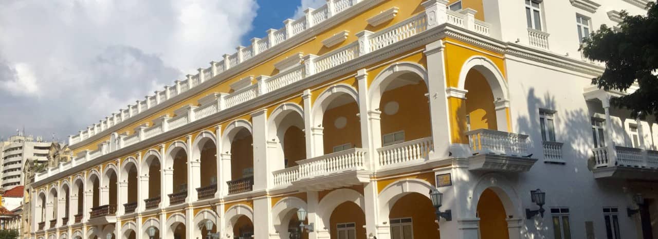 La Popa Monastery & Gold Museum Cruise Tour